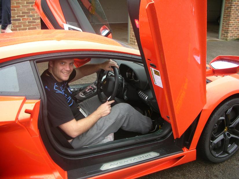 how-to-set-up-a-car-storage-business